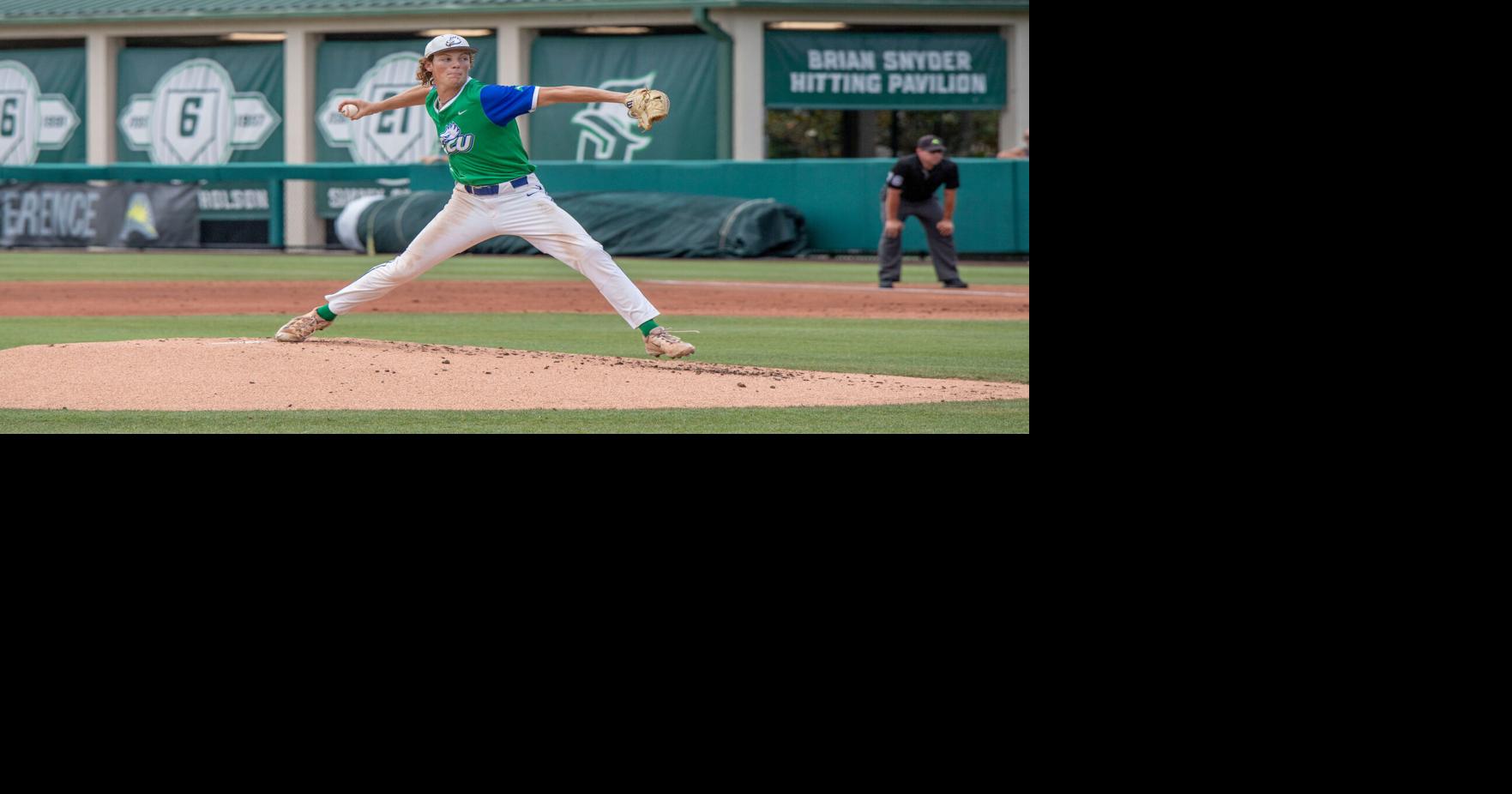 Evan Dempsey shines as top player for FGCU in 2025 | Sports ...