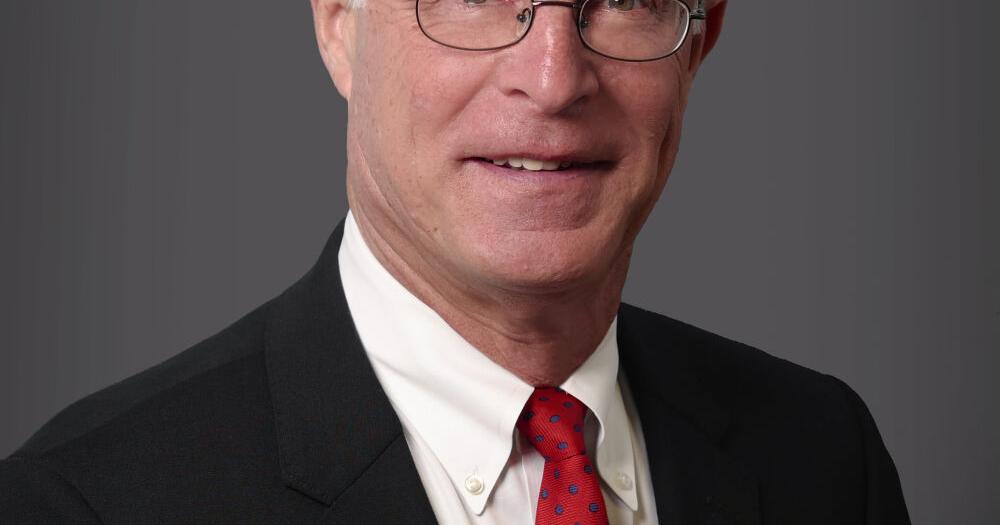 Mike McCabe, Naples Vice Mayor, resigns council seat | Local News ...