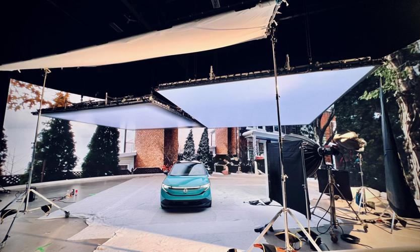 Nissan Canada s’invite au Bye Bye avec Karine Vanasse pour présenter la ...