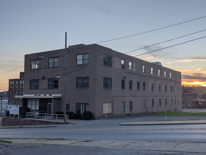 Former Universal Rundle building demolition due by Aug. 1 | Local News ...