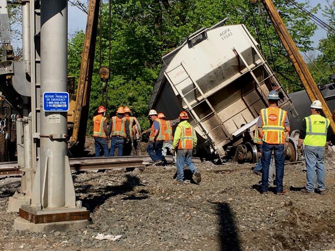 Cleanup begins in Mahoningtown derailment | Local News | ncnewsonline.com