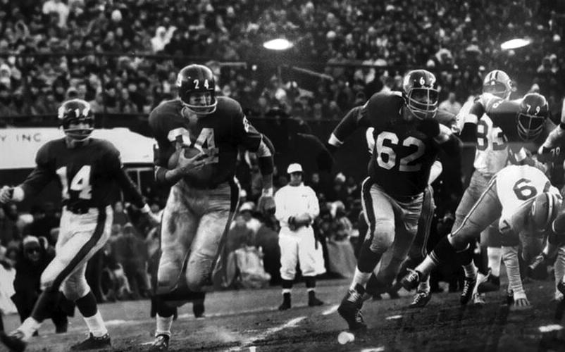 Dess recognized as top 100 player in Giants' franchise history | Local ...