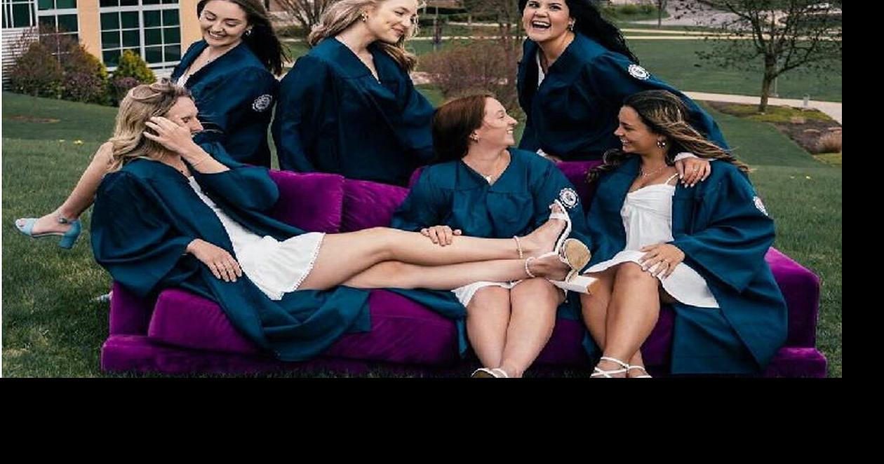 Changing graduation trends challenge photographers | Local News ...