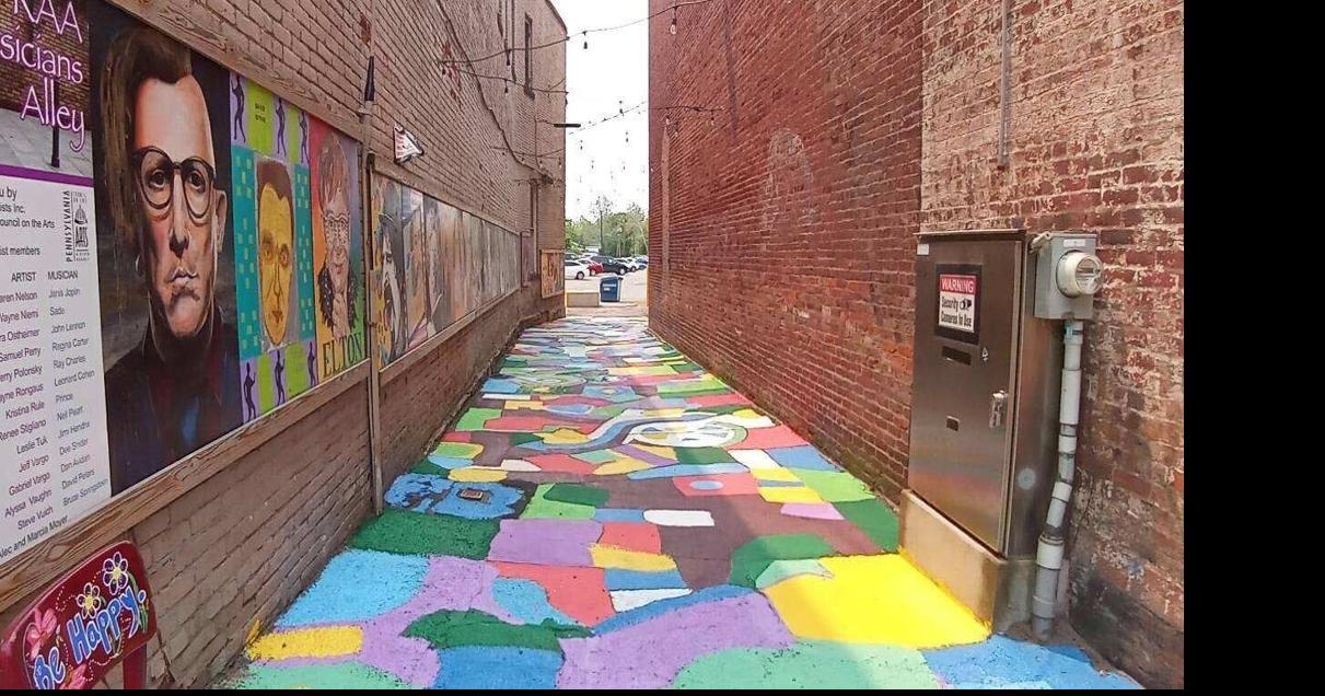 Random Interface Alley gets splash of color | Lifestyles | ncnewsonline.com