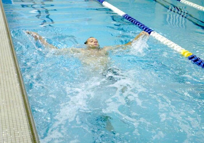 Photo Gallery: Chris Niles battles back with hard work | | ncnewsonline.com
