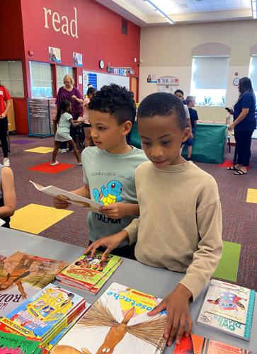 Storyteller, free books promote reading at Lockley | Local News ...