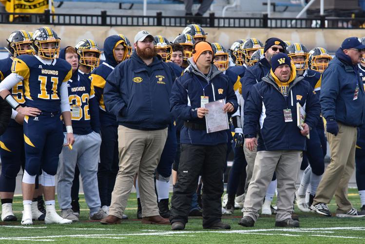Settling for silver: Wilmington gives it all it has in state title game ...