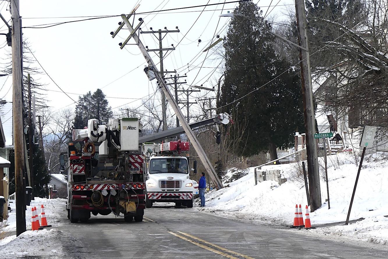 Friday crash takes out power for thousands | Local News | ncnewsonline.com