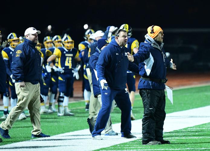 'Hound's hopes of returning to state title game end with loss to ...