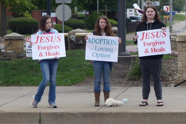 Life Chain event held downtown | Local News | ncnewsonline.com