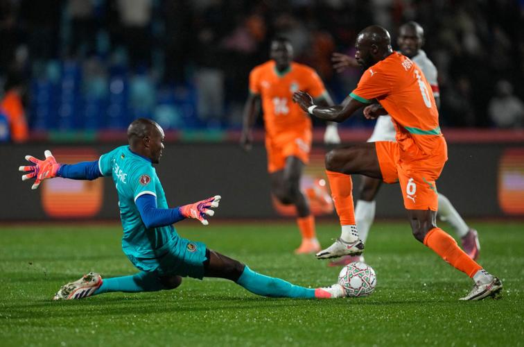 Ivory Coast starts Africa Cup title defense with a win as proud dad ...