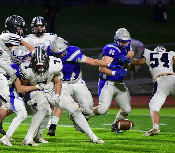 Union football team rallies for win over Burgettstown | Sports ...