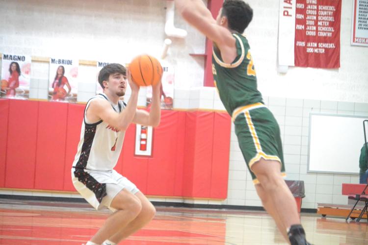 Mohawk holds on to beat Deer Lakes | Sports | ncnewsonline.com