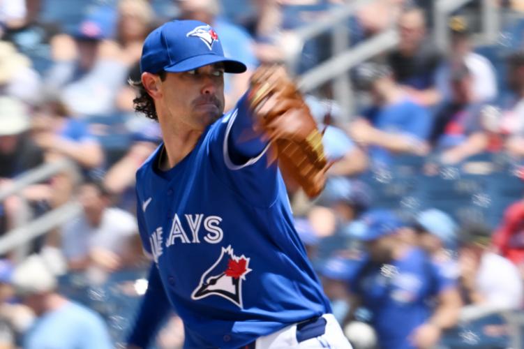 Rangers complete 4-game sweep of slumping Blue Jays with 3-2 victory ...
