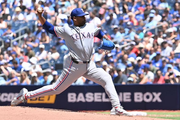Rangers complete 4-game sweep of slumping Blue Jays with 3-2 victory ...
