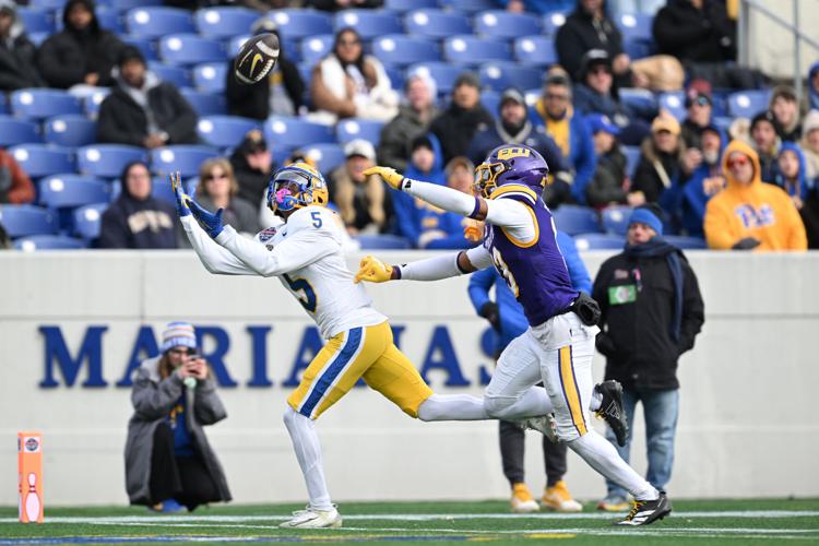 East Carolina takes advantage of 5 Pittsburgh turnovers, wins 23-17 in ...