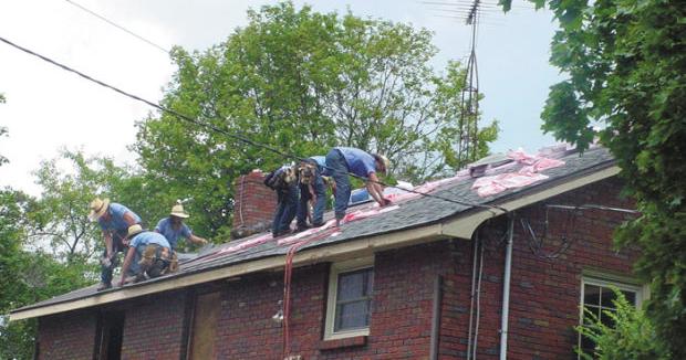 Amish helping to rebuild couple’s home | News | ncnewsonline.com