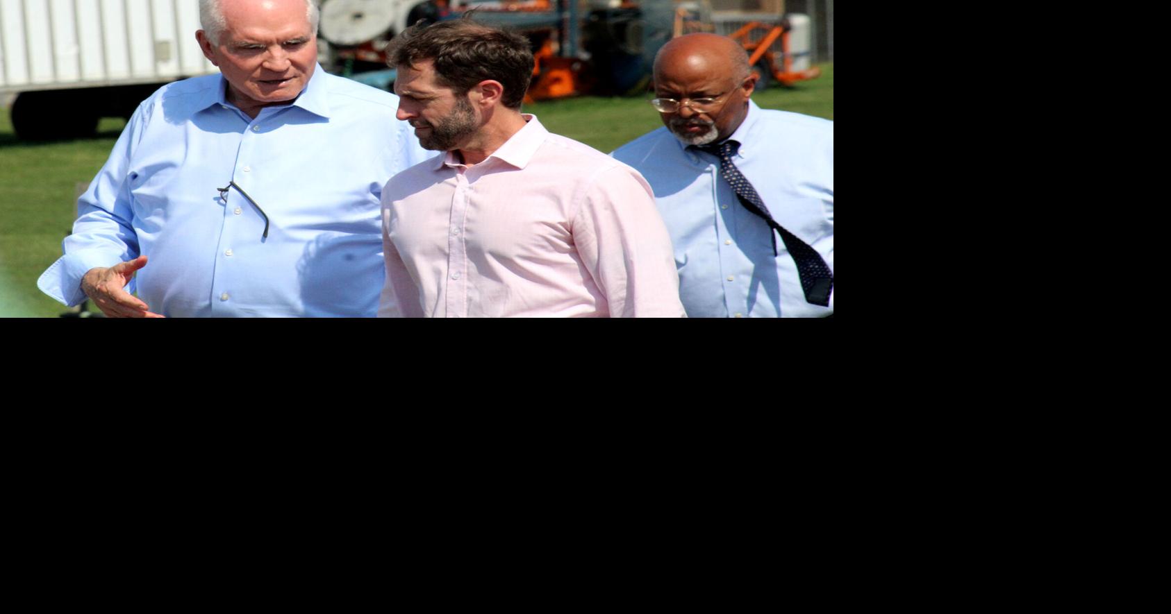 Kelly leads task force on tour as they search for answers in Trump ...