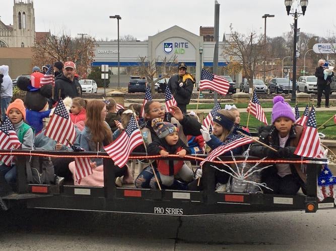 Parade honors, remembers those who served | Local News | ncnewsonline.com
