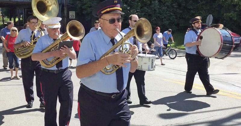 VIDEO: Mahoningtown salutes its fallen heroes | News | ncnewsonline.com