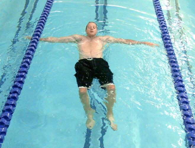 Photo Gallery: Chris Niles battles back with hard work | | ncnewsonline.com