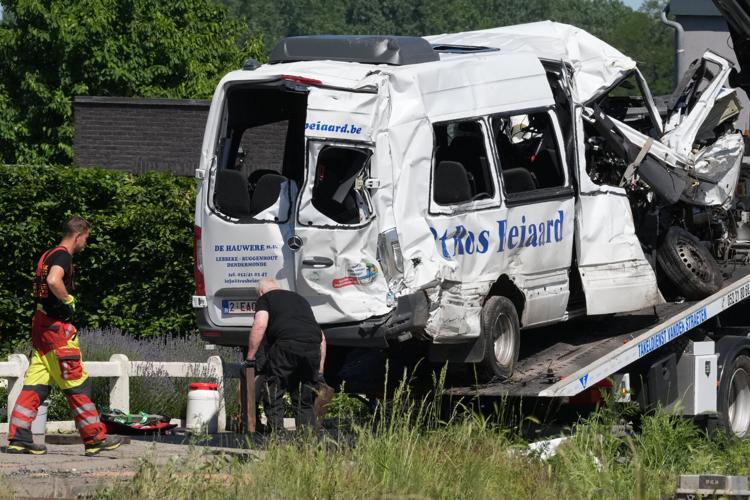 A train collides with a minibus of children in Belgium and 4 people are ...