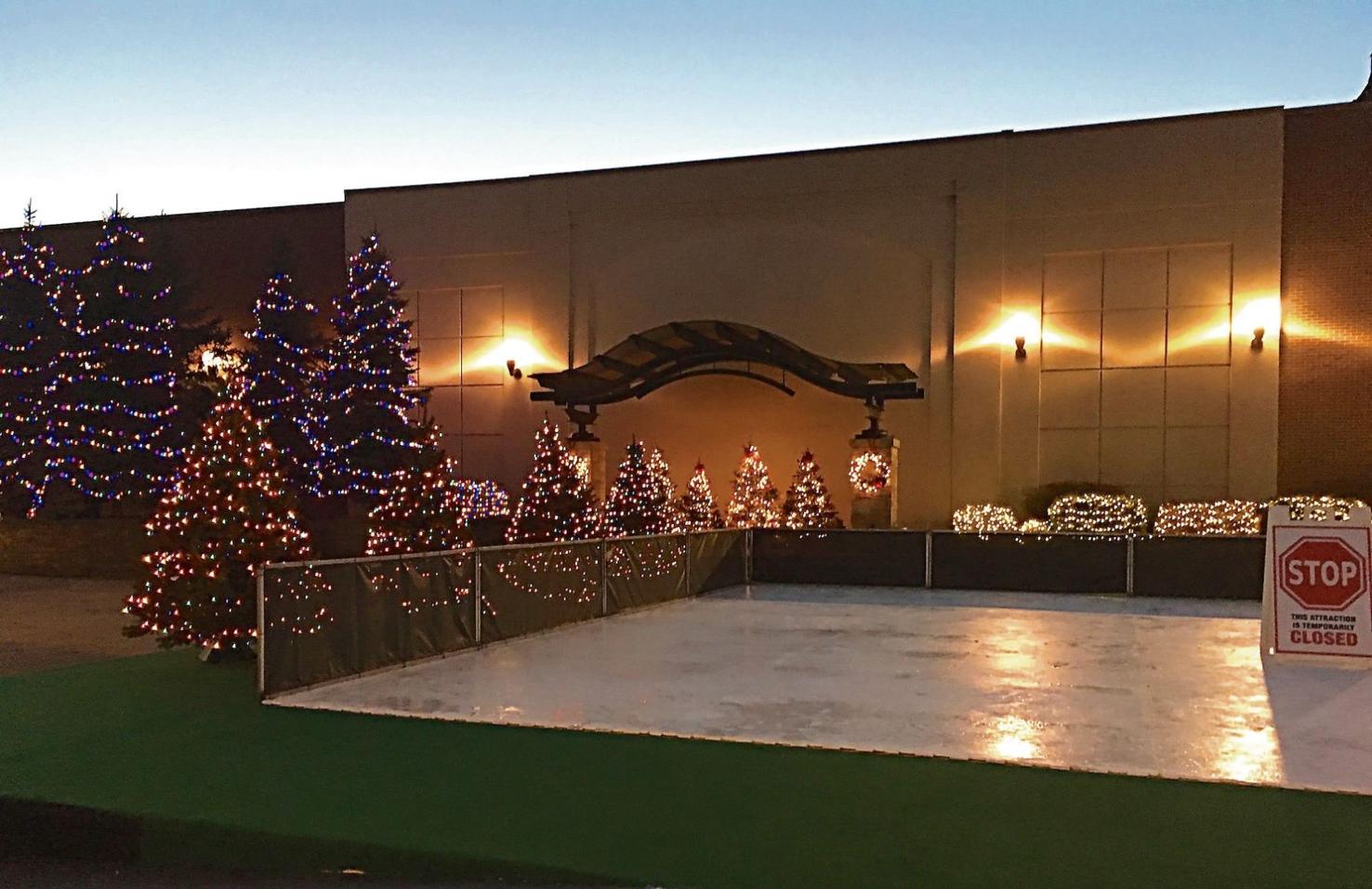 Ice rink takes shape for Friday opening | News | ncnewsonline.com