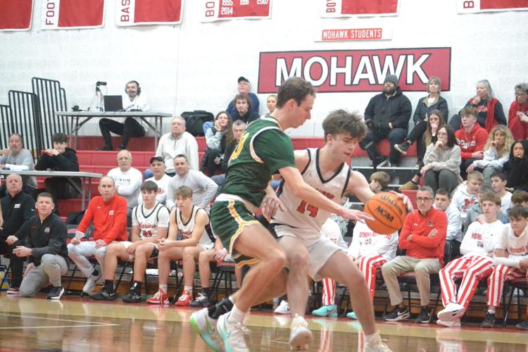 Mohawk holds on to beat Deer Lakes | Sports | ncnewsonline.com