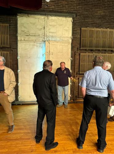 Dale Perelman & Andrew Henley: Men's dinners foster spirit of Oneness ...