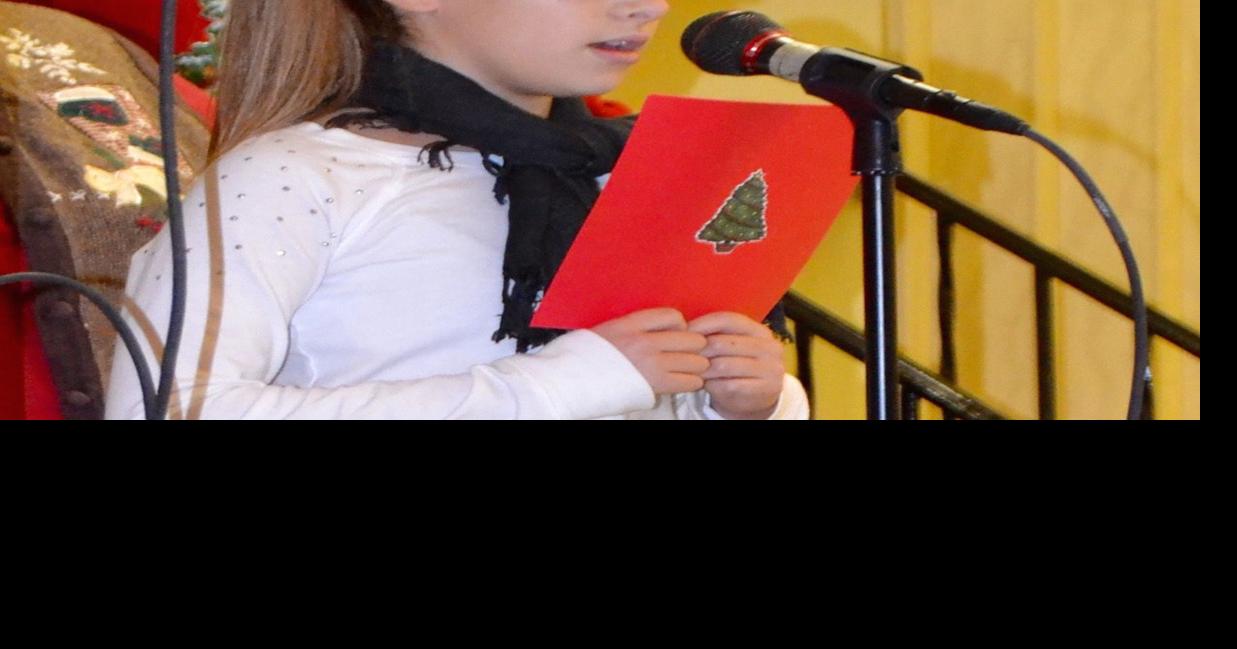 Mahoningtown welcomes Santa, holiday season | News | ncnewsonline.com