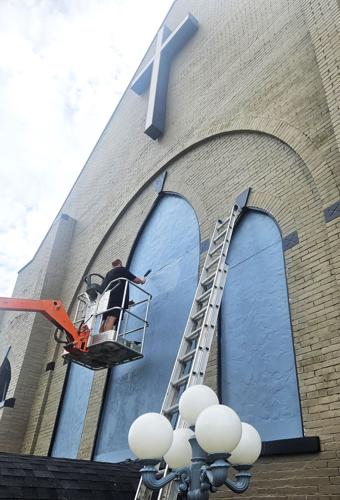 Church cross to shine bright once again | Local News | ncnewsonline.com