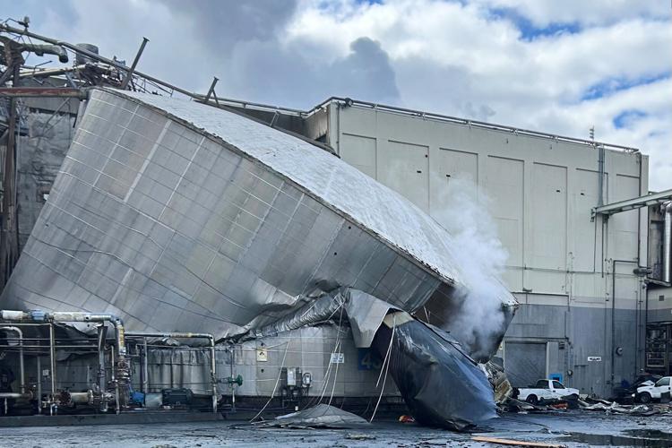 Chemical tank implosion in Washington state kills 1 and leaves 9 ...