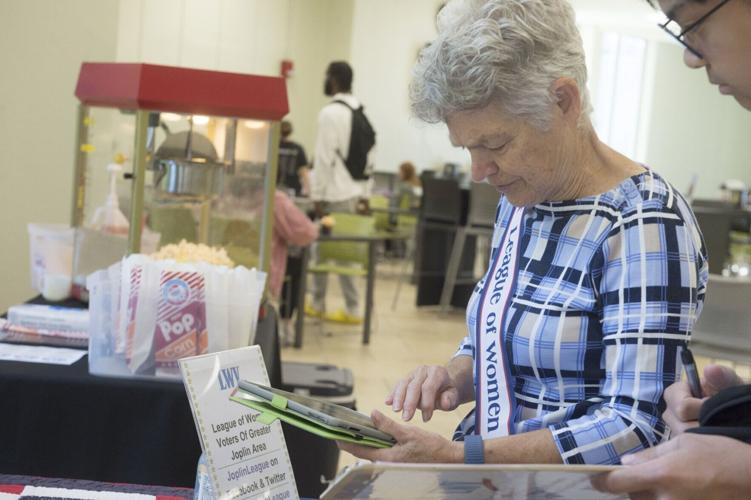 Inflation tops abortion for women in presidential race | Local News ...