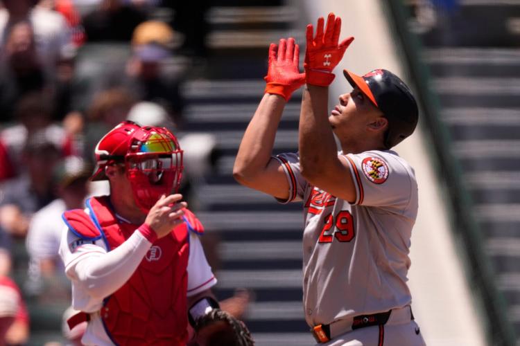 O'Hoppe's 10th inning single drives in winning run as Angels rally over ...