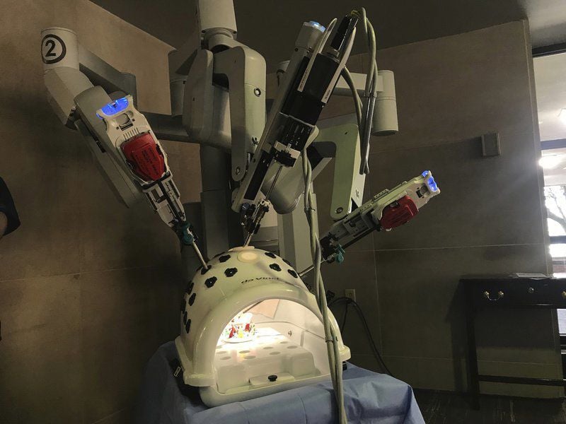 VIDEO: UPMC Jameson to begin robot-assisted surgeries | News ...