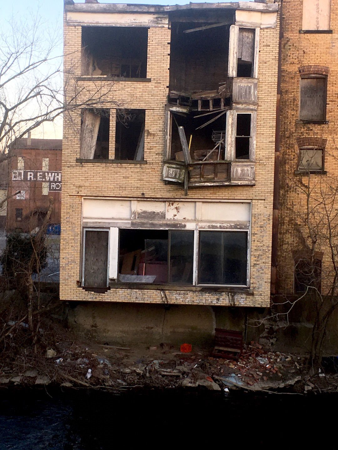 City asked to take down crumbling building | News | ncnewsonline.com