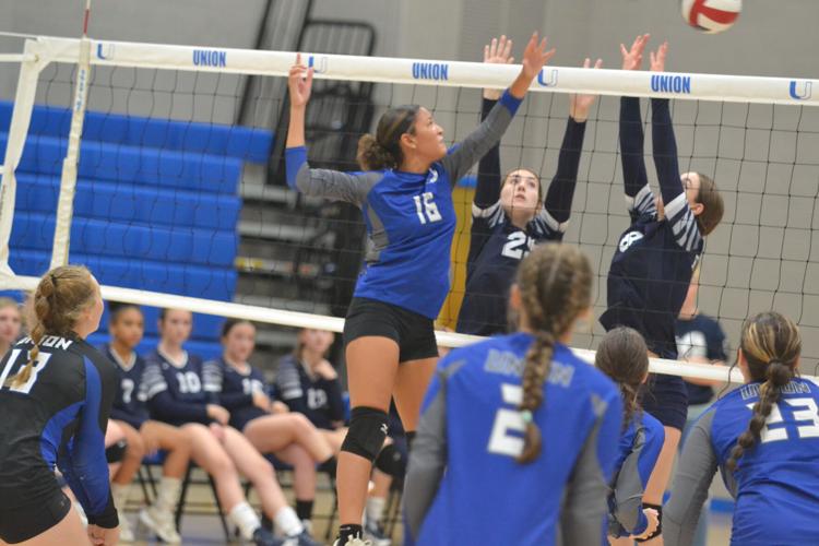 Union volleyball shuts out Rochester | Sports | ncnewsonline.com