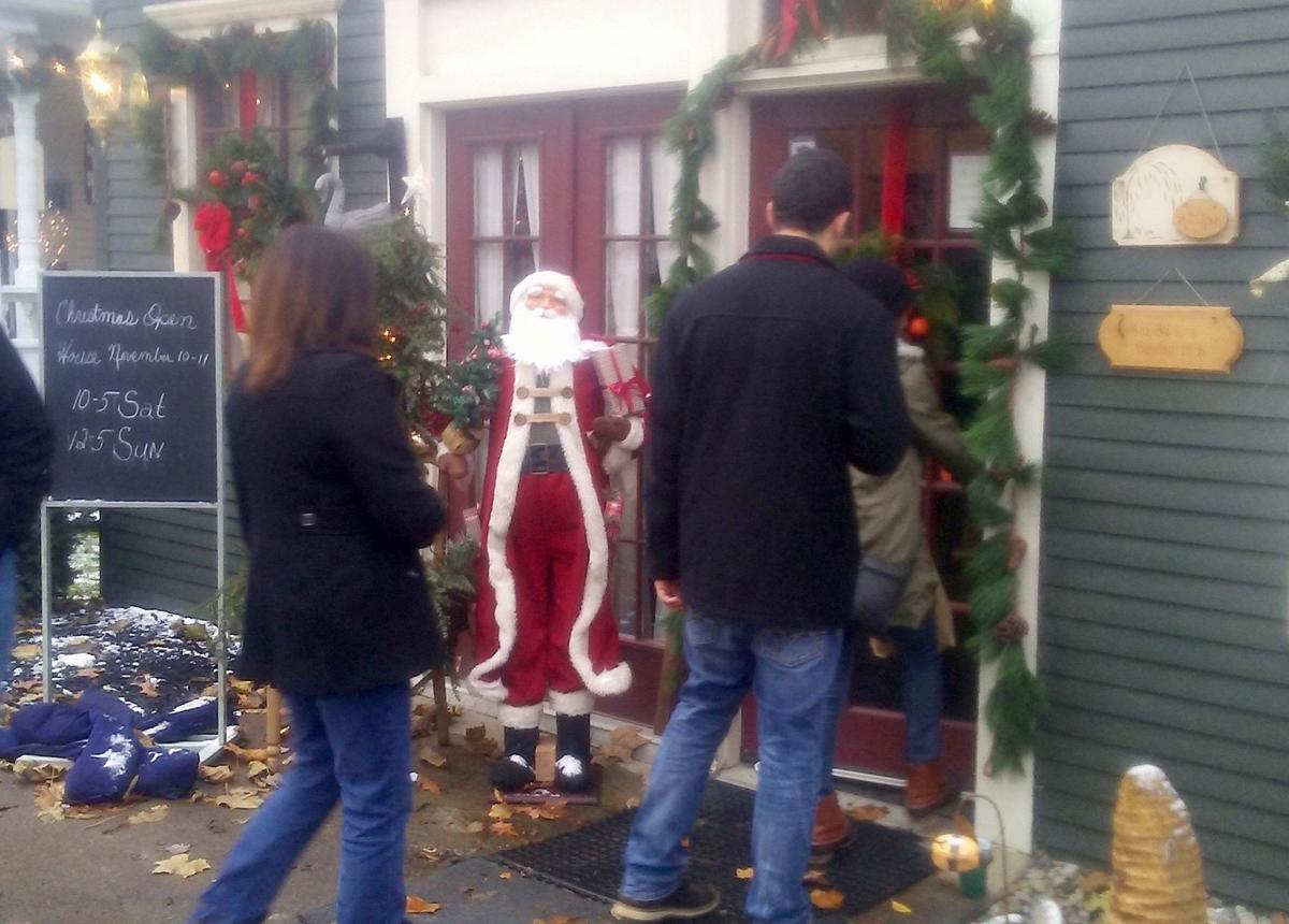 Volant kicks off Christmas shopping season | News | ncnewsonline.com