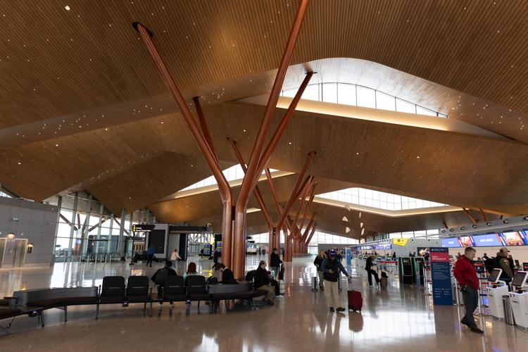 Pittsburgh International Airport opens new terminal | Local News ...