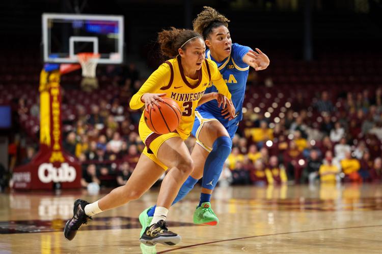 Rice, Betts lead No. 3 UCLA past Minnesota 76-58 to win 10th straight ...