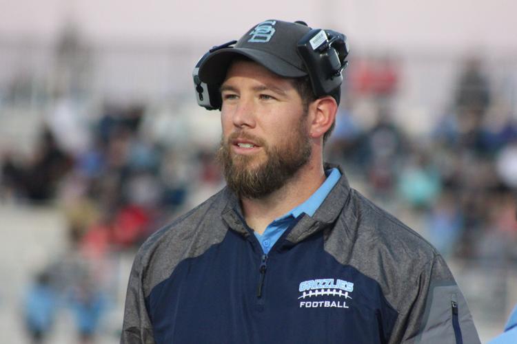 Former NFL Tight End Gives Back at Standing Bear High | Unlimited ...