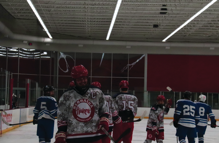 PHOTO: A Win for the troops: Husker Hockey beats Creighton 4-1 on ...