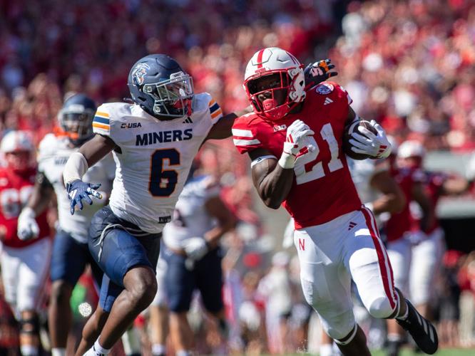 PHOTO: Nebraska routs UTEP 40-7 to start season | Unlimited Sports ...