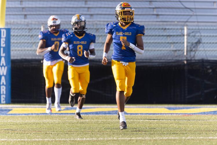 Blue-Gold Game brings together football players, 'buddies' | Sports ...