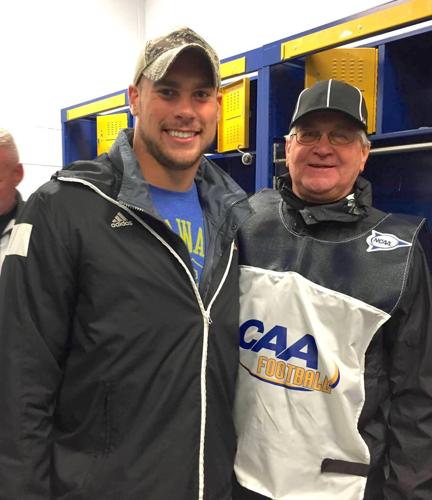 Ed Ginder celebrates 50 years leading UD football's 'chain gang ...