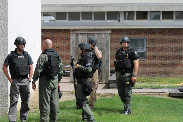 Police use empty dorm for SWAT training exercise | News ...