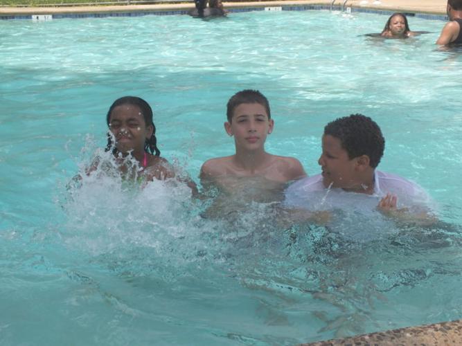 Newark pools open as weather heats up | News | newarkpostonline.com