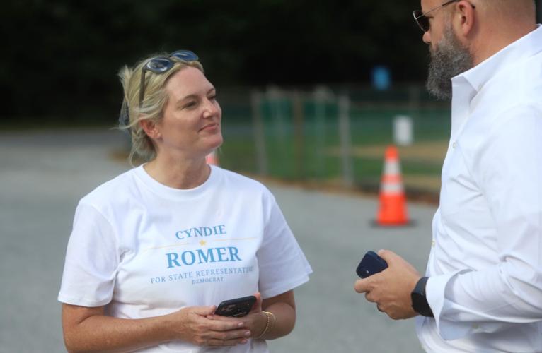 District 25 voters overwhelmingly choose Romer in Democratic primary ...