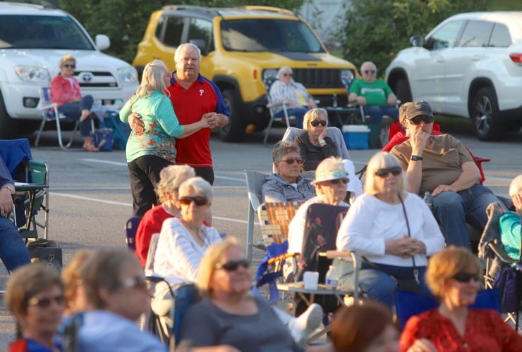 Club Phred performs outdoor show at the Newark Senior Center | News ...