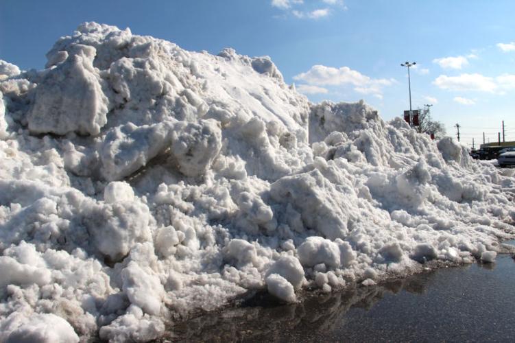 Newark digs out from yet another snowstorm | News | newarkpostonline.com